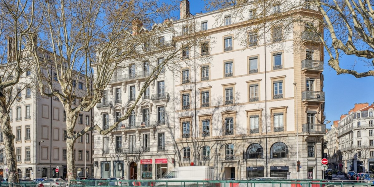 Bureaux À Louer - 6 QUAI JULES COURMONT 69002 LYON (93818) | JLL France