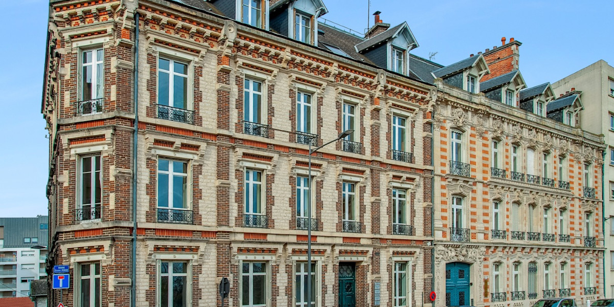 Bureaux À Louer - 10 PLACE CASIMIR PERIER 10000 TROYES (98631) | JLL France