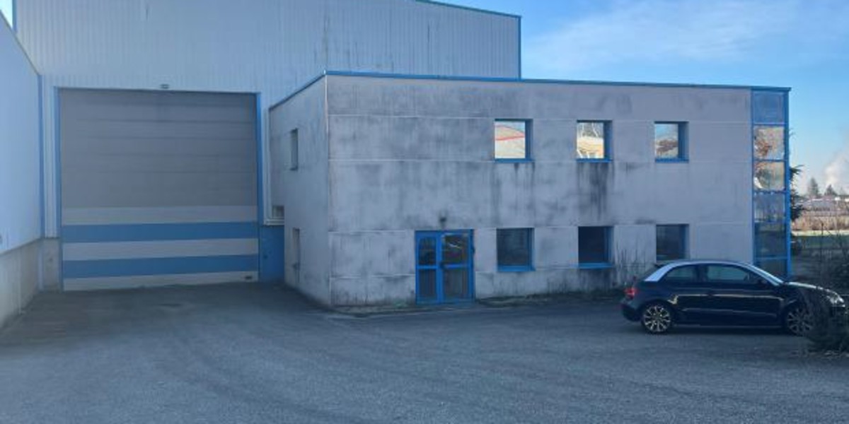Activités / Entrepôts À Louer - LOT 1, 54 CHEMIN DES BARMETTES 01360 ...