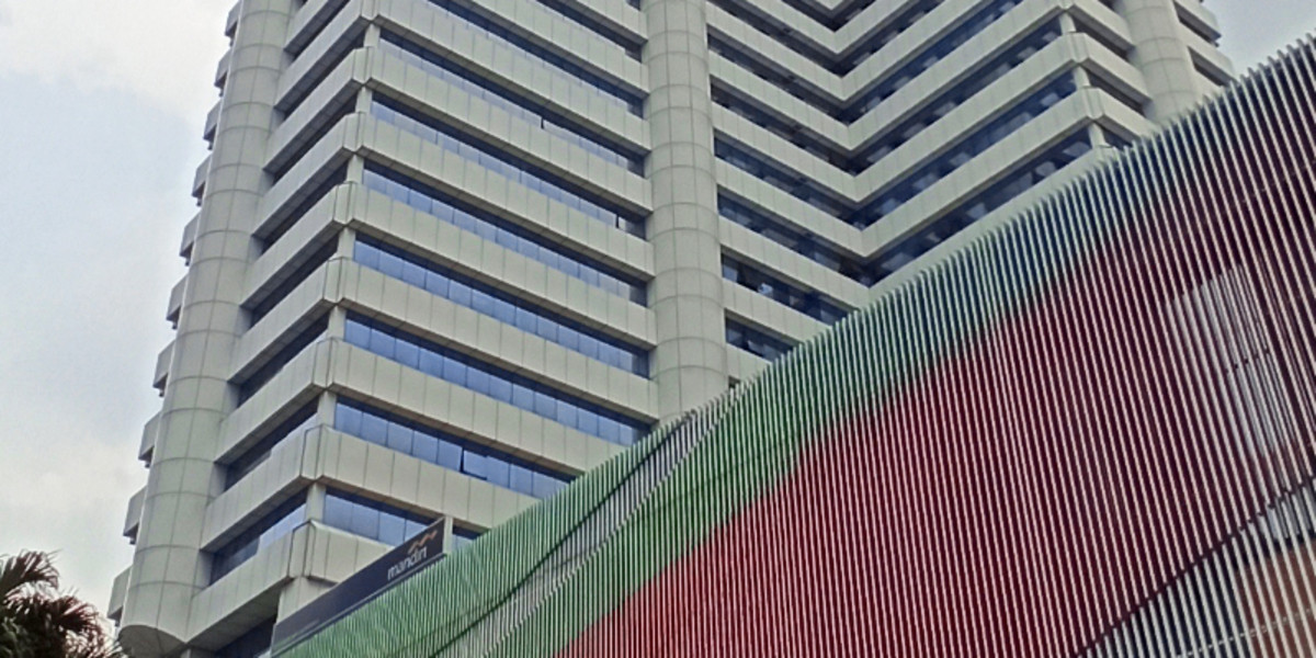 Patra Jasa Office Tower, Jl. Jend. Gatot Subroto, Kav. 32-34 | JLL ...