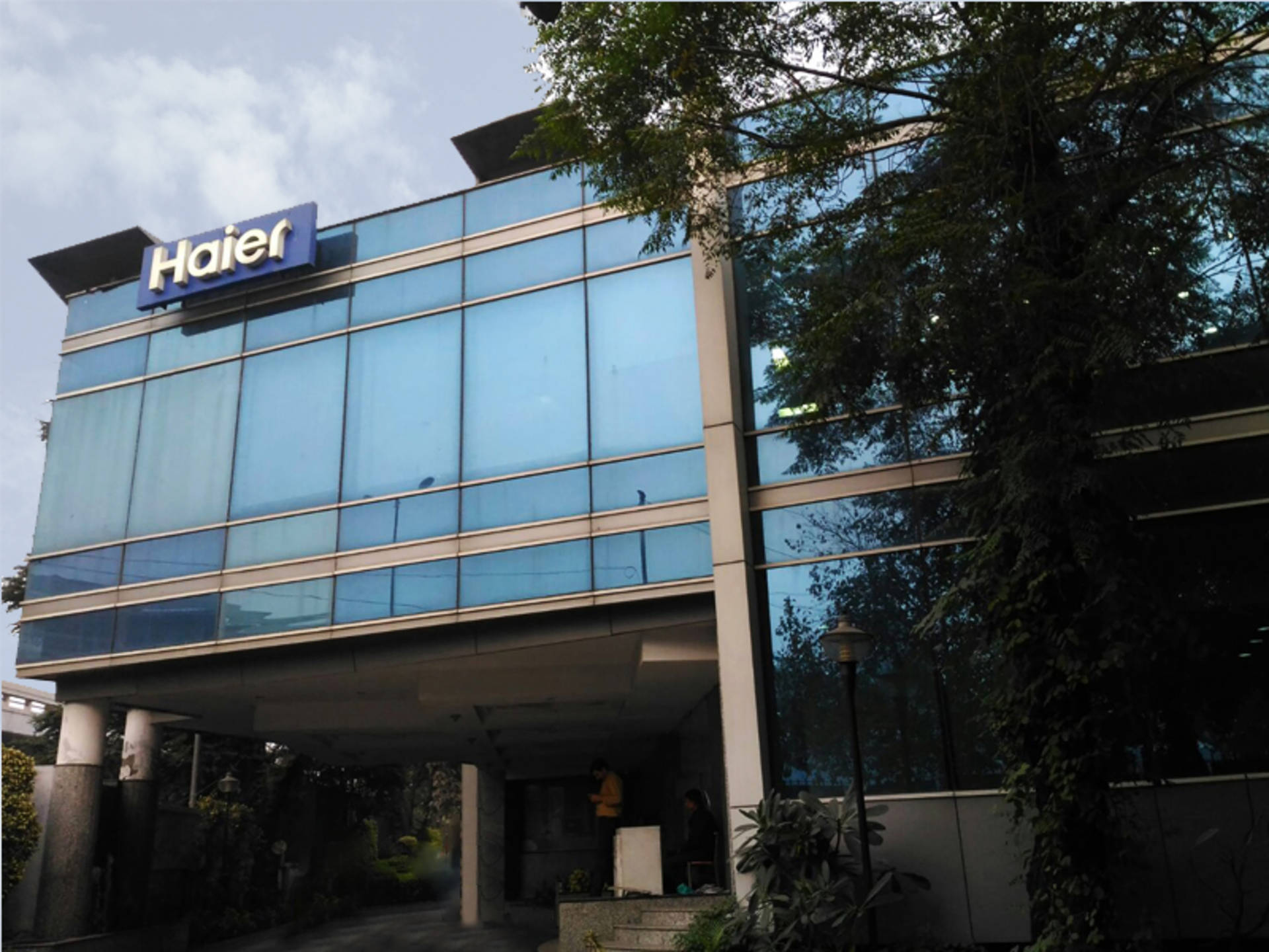 Plot No 1 Okhla-3, Okhla Industrial Estate | JLL Properties - IN