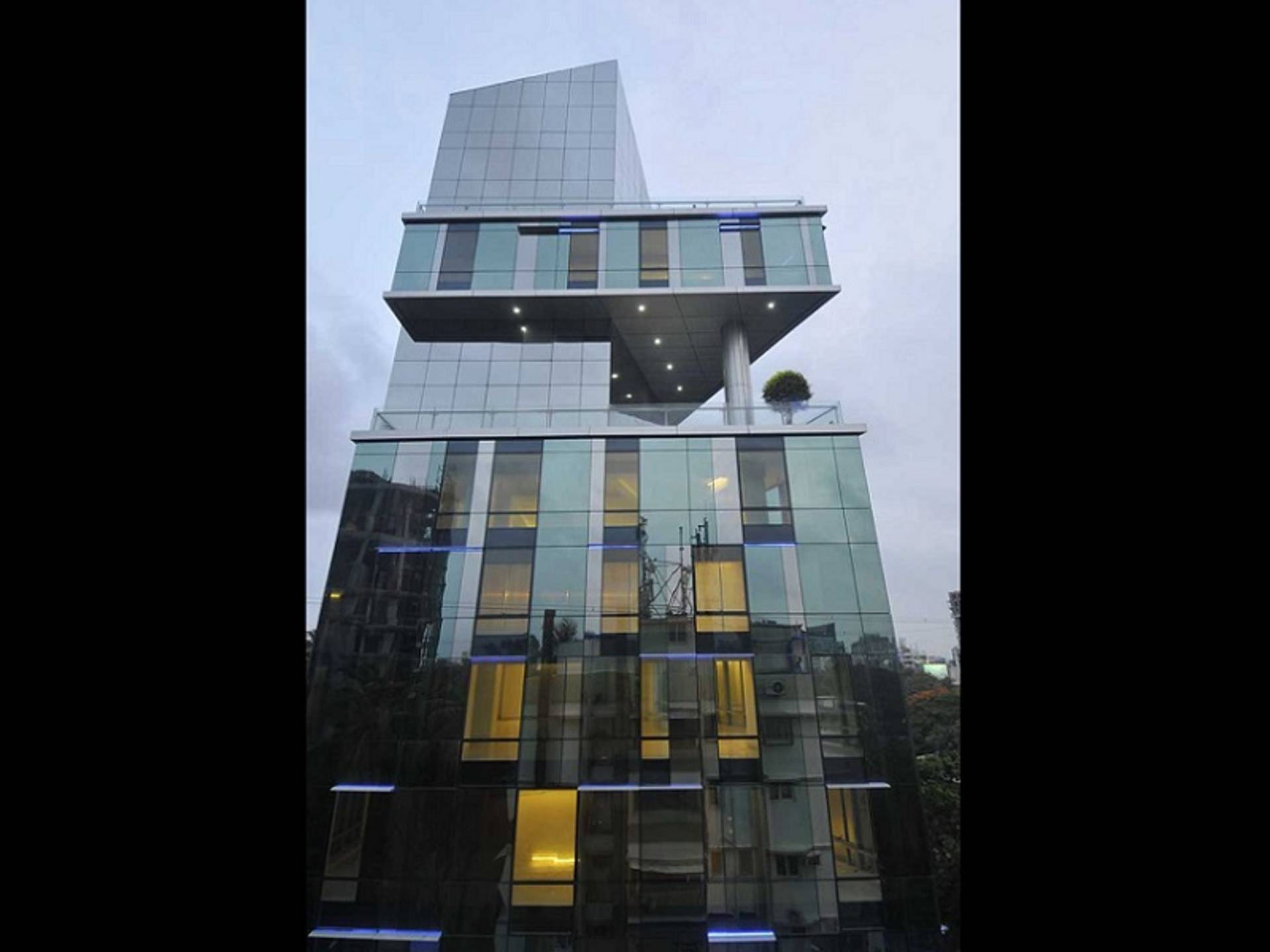 Notan Heights, Bandra (W) | JLL Properties - IN