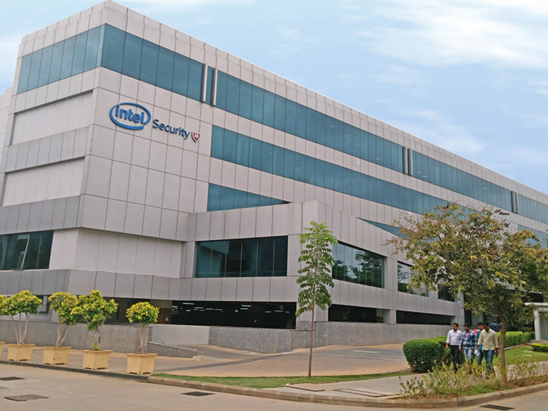 Embassy Golflink Business Park-Pine Valley, Intermediate Ring Road ...