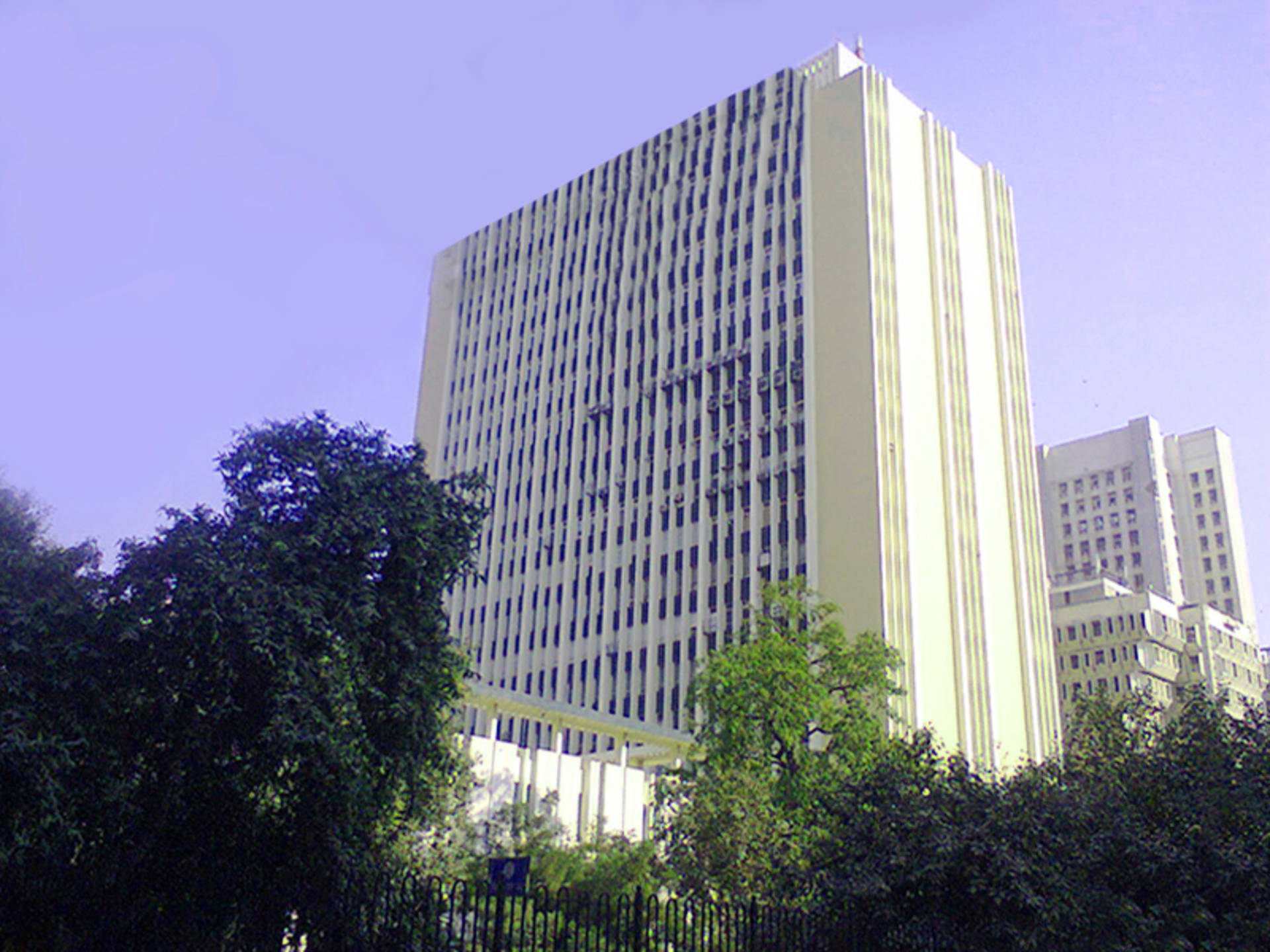 HT House, Plot No 18-20 | JLL Properties - IN