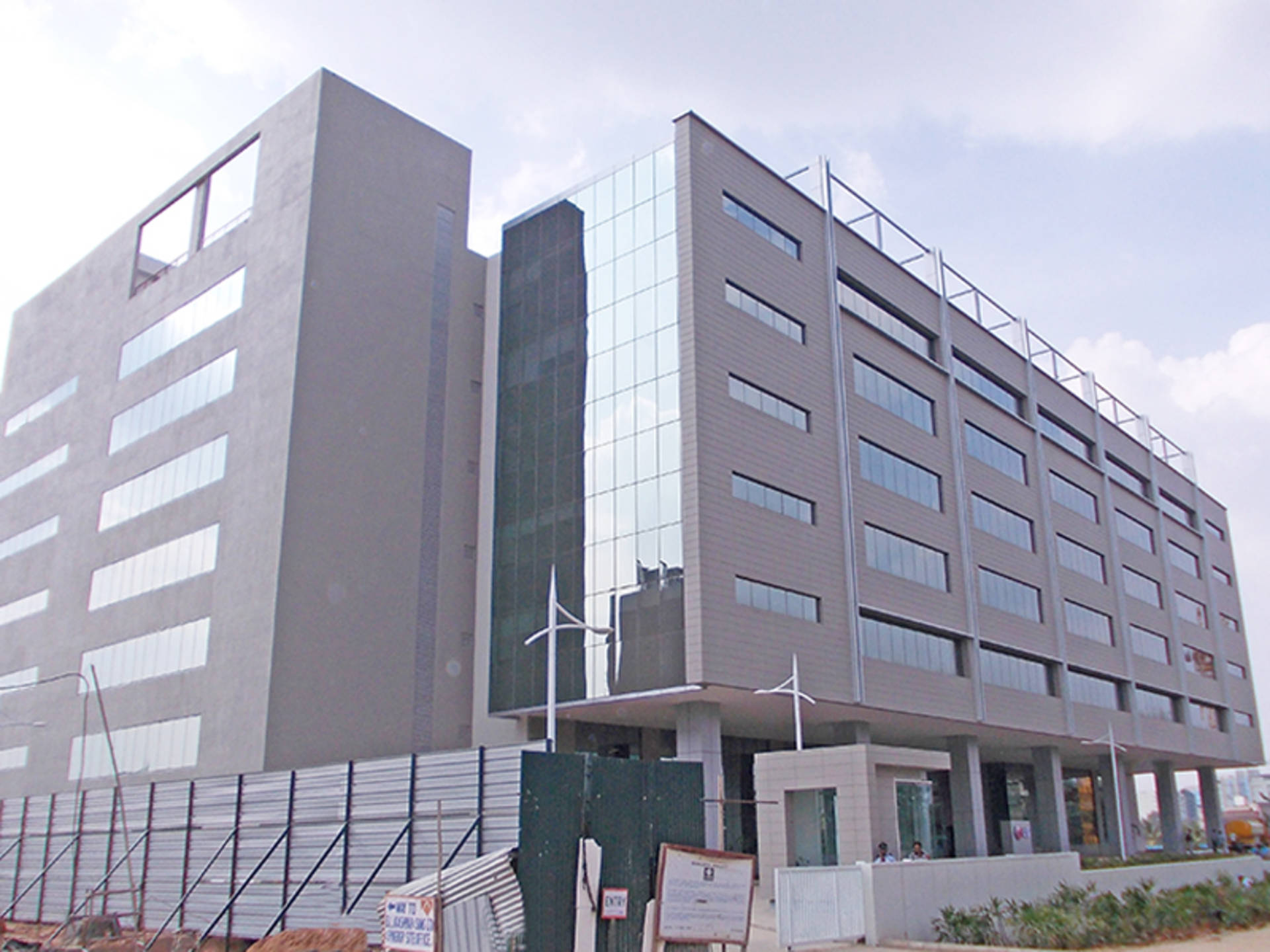 Embassy Tech Square - Delta | JLL Properties - IN