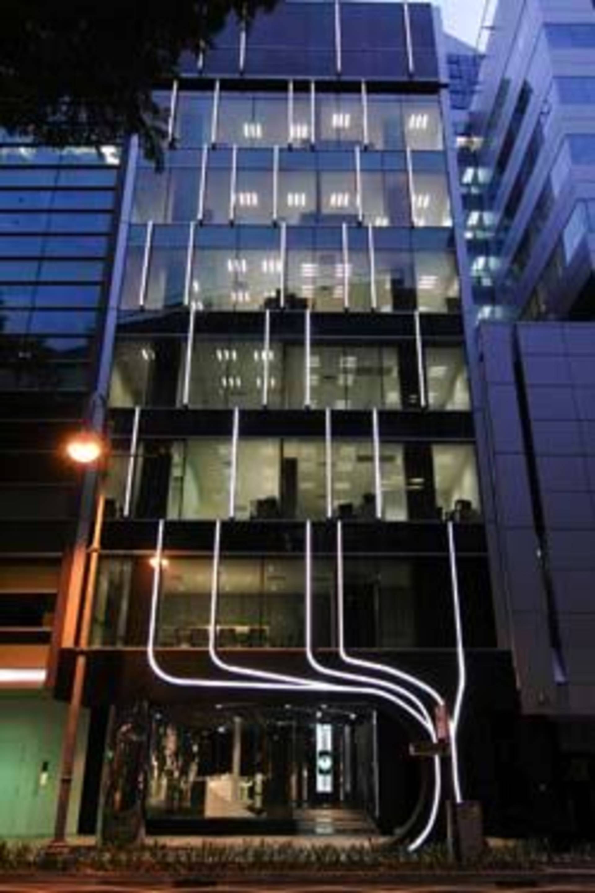 75 High Street | JLL Properties - SG