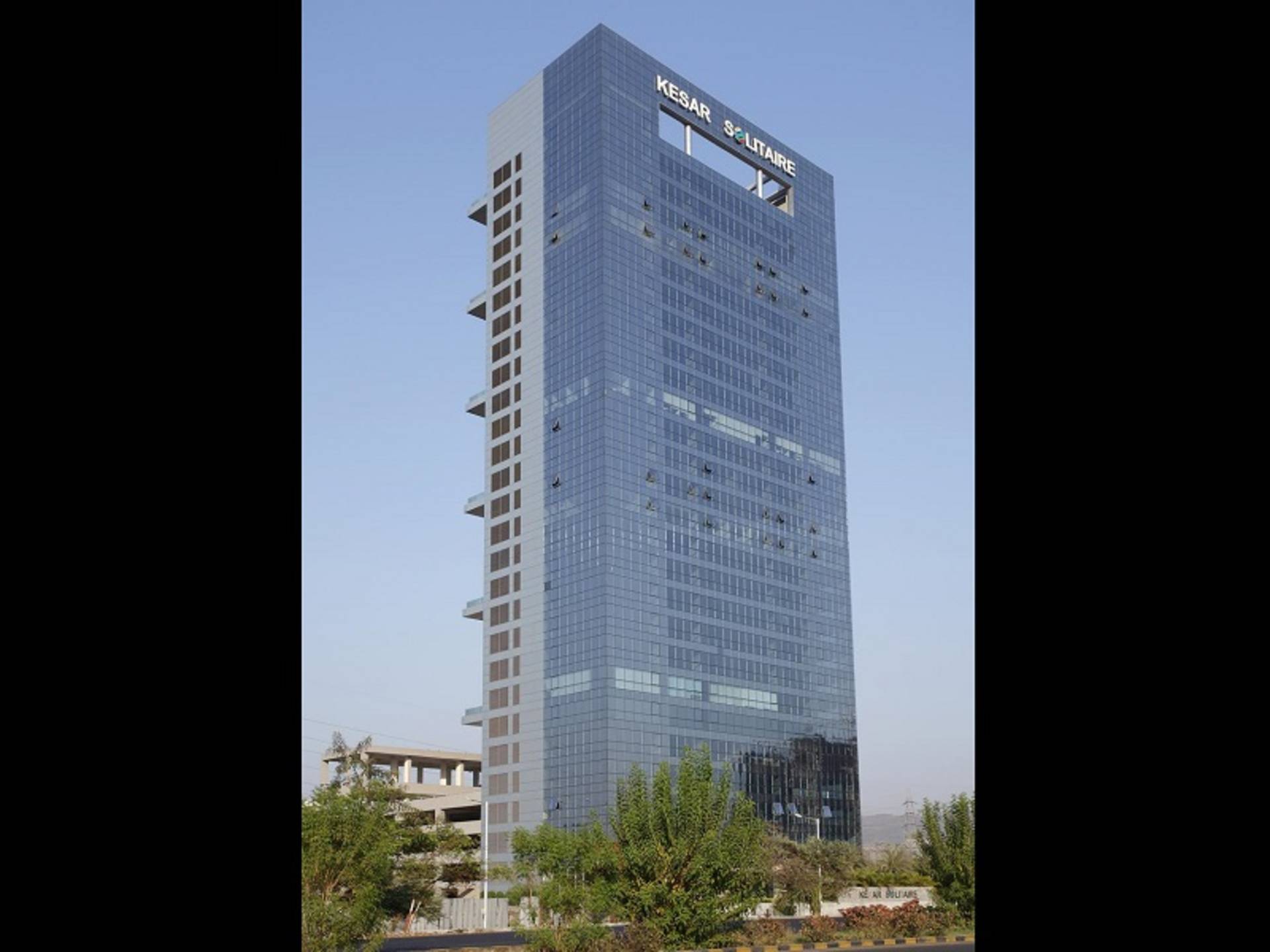 Kesar Solitaire | JLL Properties - IN