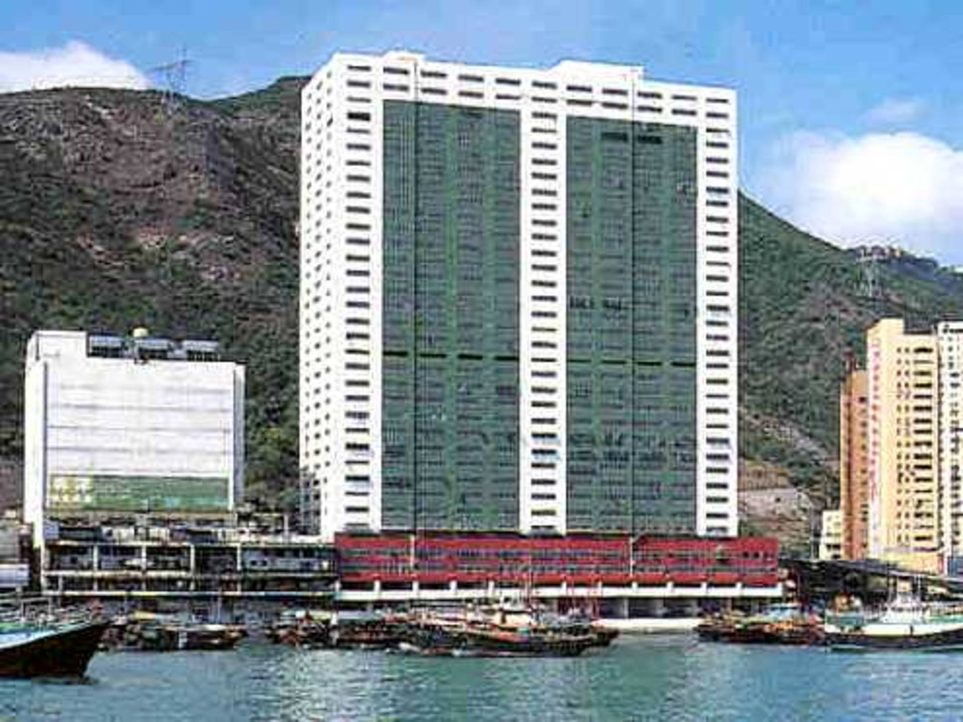 Hing Wai Centre, 7 Tin Wan Praya Road | industrial for Rent in Hong ...