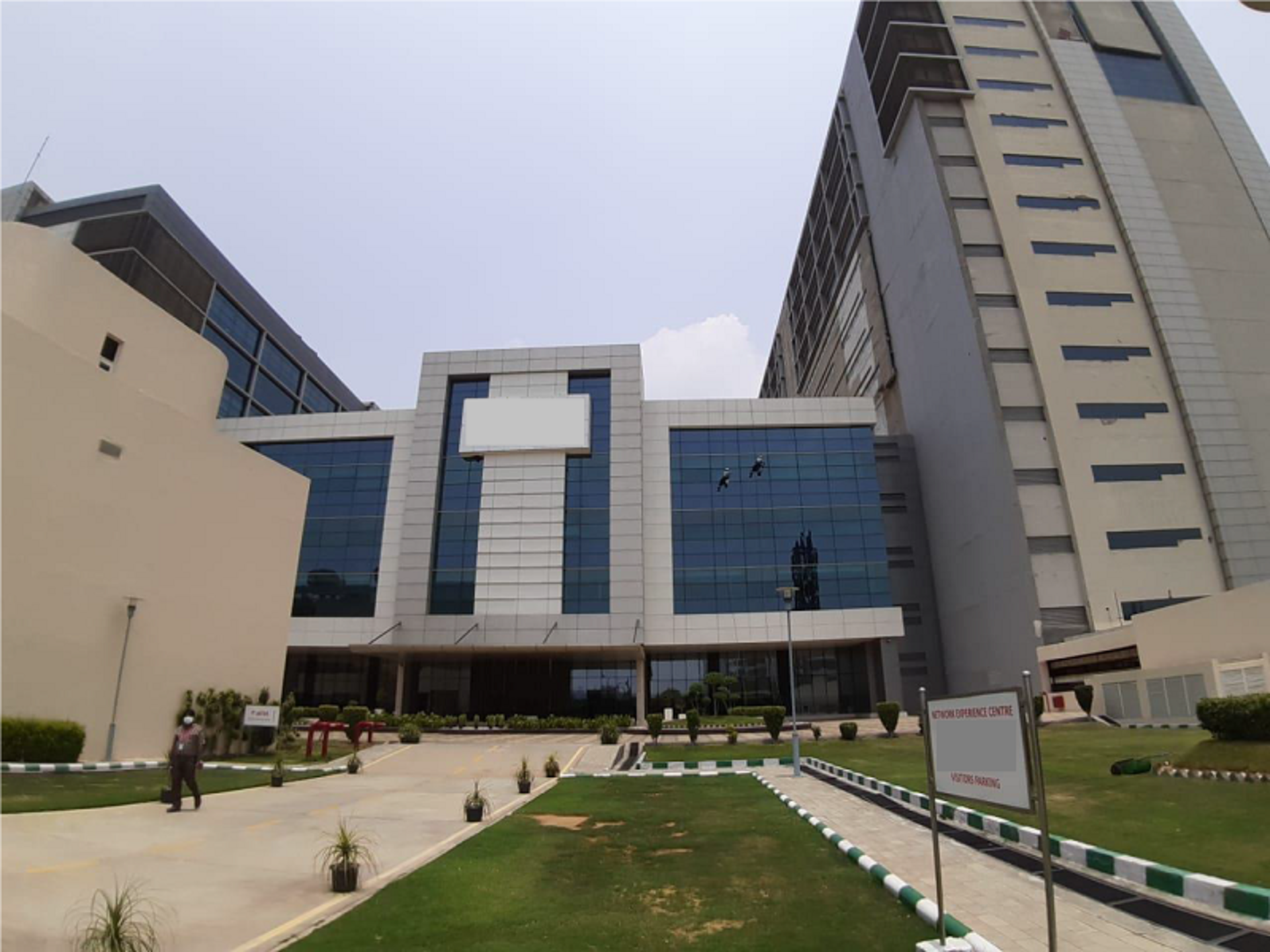 JLL_OPR1_GUR1, First Floor IT-02, CP-05, Sector 8, IMT Manesar | JLL ...