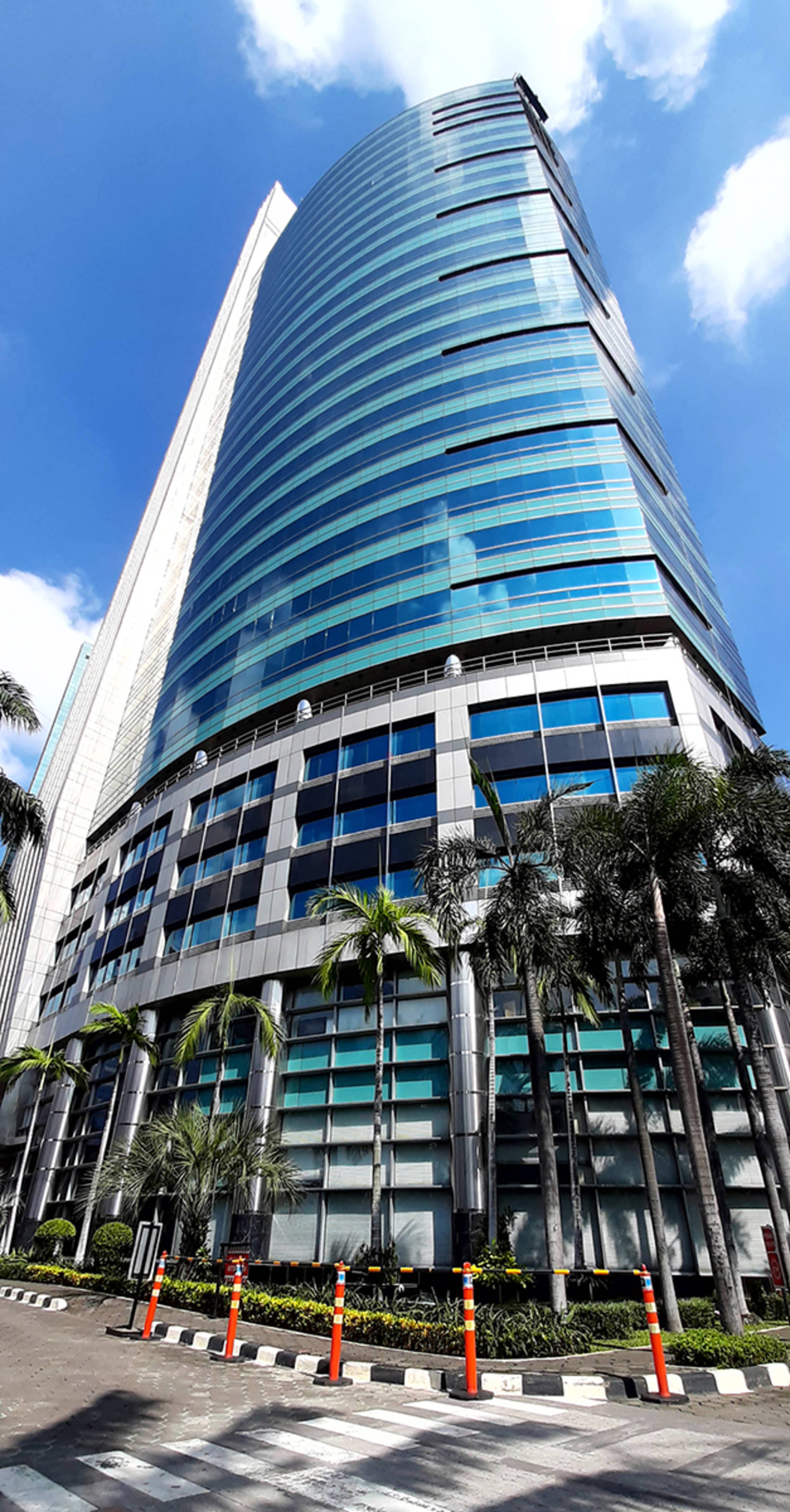 Menara Kadin, Jl. H.R. Rasuna Said Blok X-5 Kav. 2-3 | JLL Indonesia