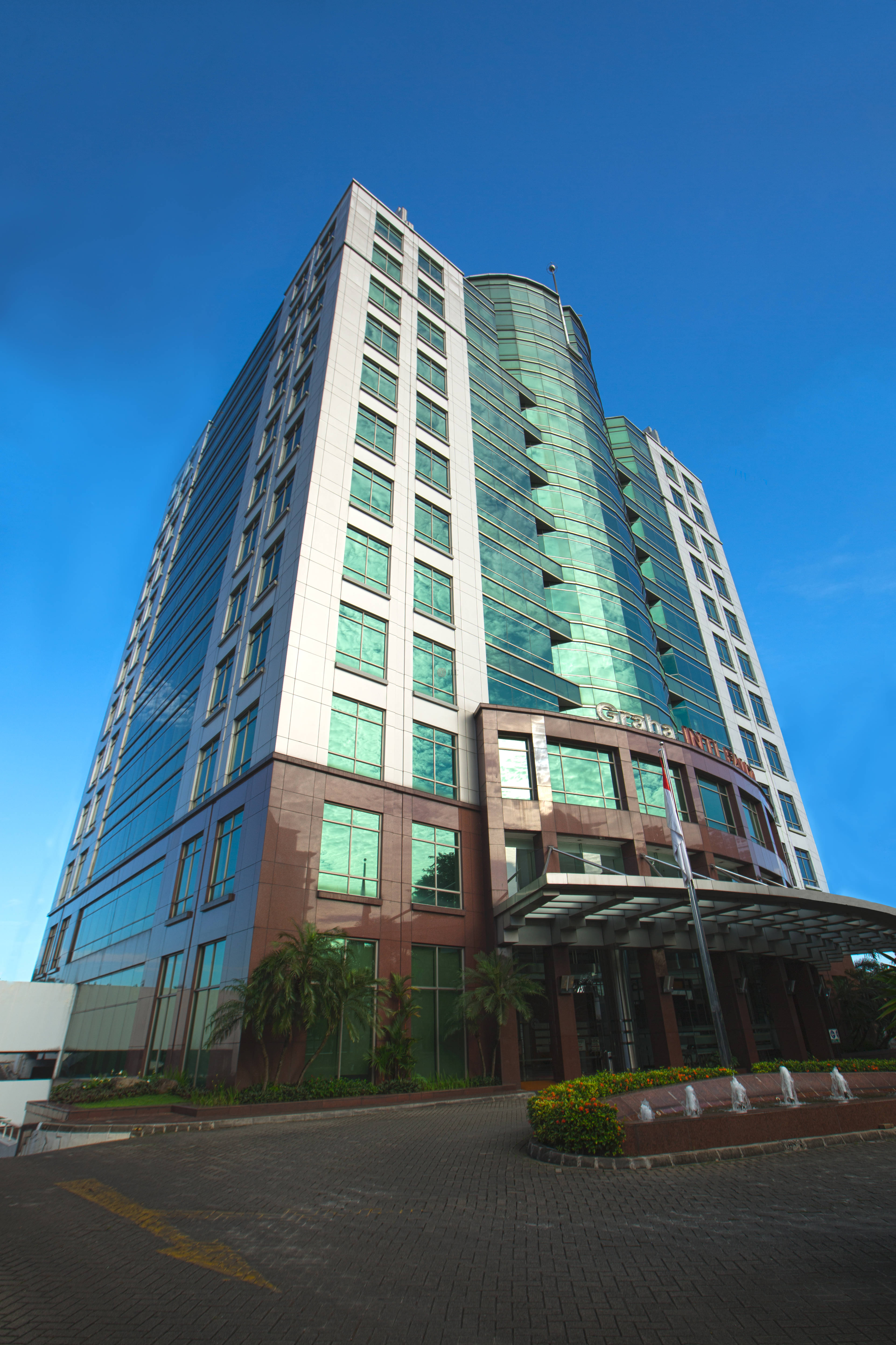 Graha Inti Fauzi, Jl. Buncit Raya No. 22 | JLL Indonesia