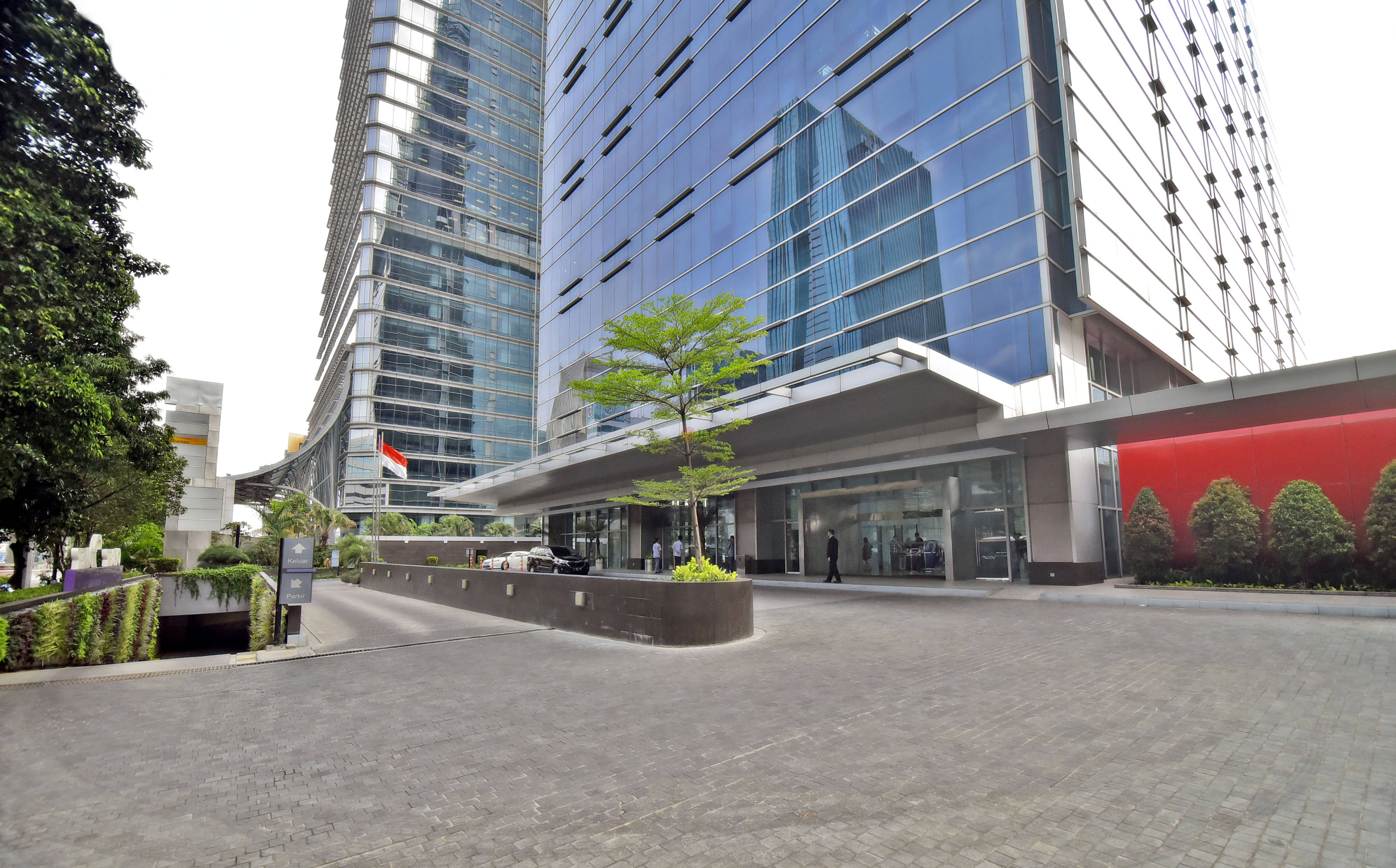 Cyber 2 Tower, Jl. H.R. Rasuna Said Blok X-5 No.13 | JLL Indonesia