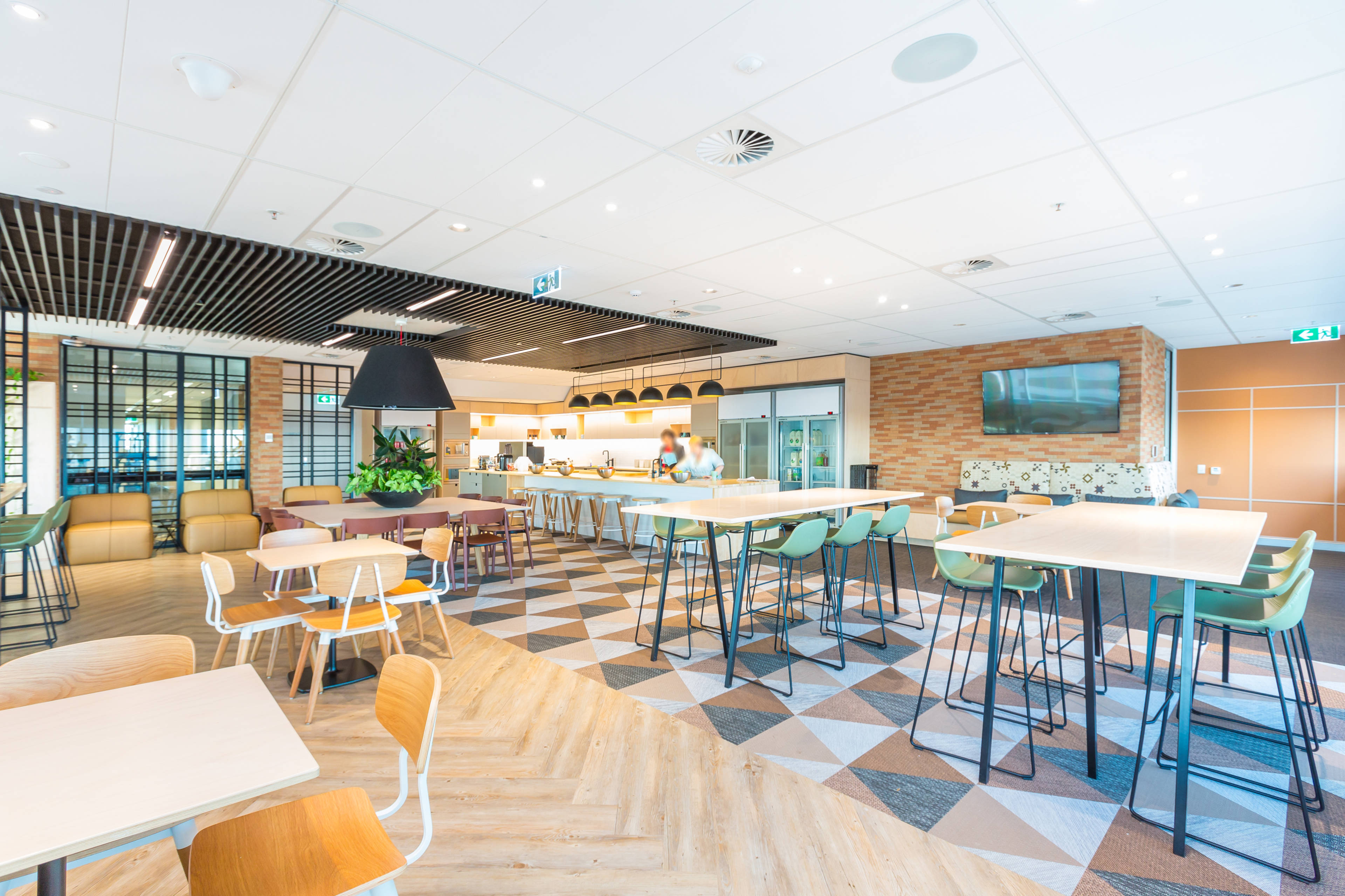 Exchange Tower, 2 The Esplanade | JLL Properties - AU