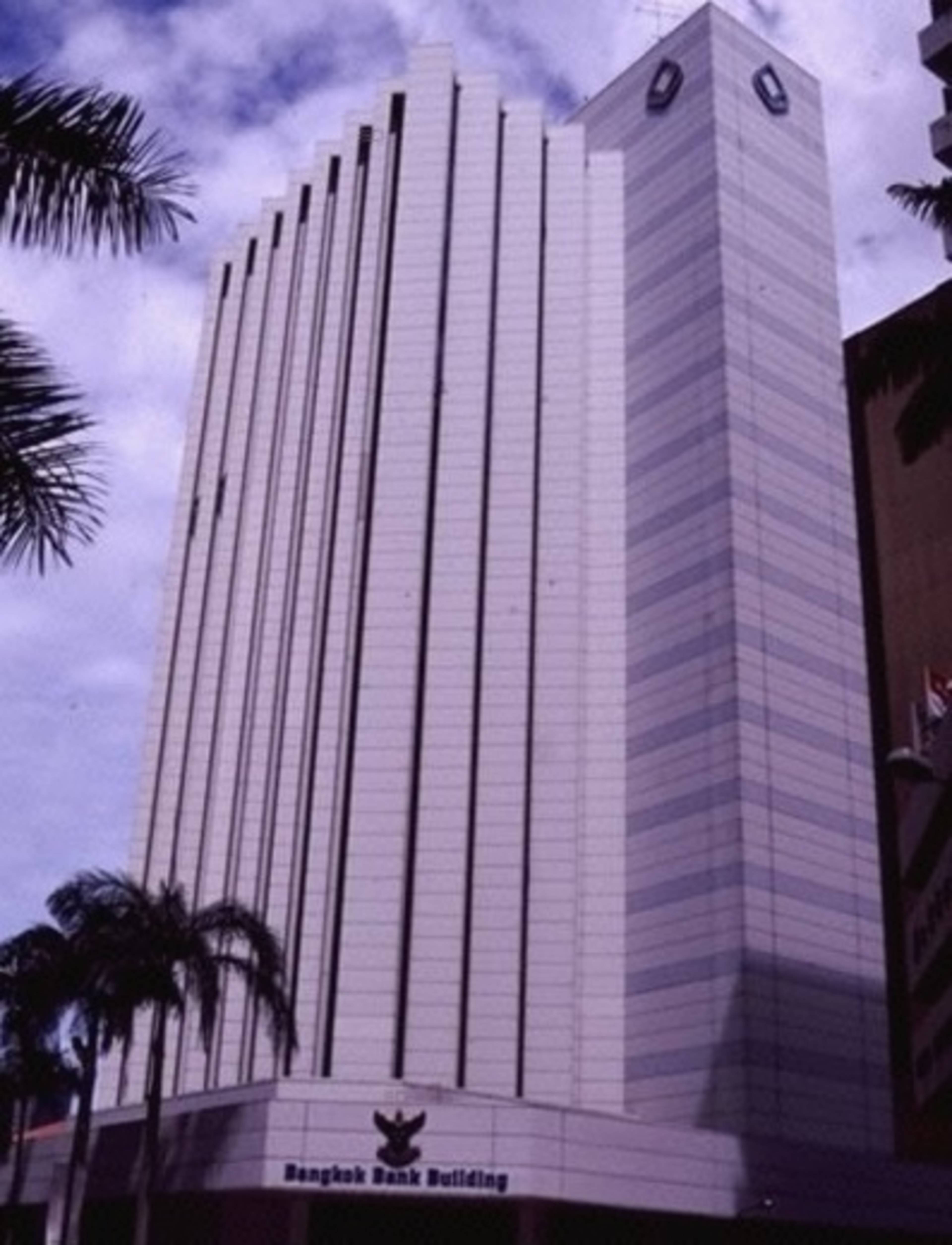 Bangkok Bank Building, 180 Cecil Street | JLL Properties - SG