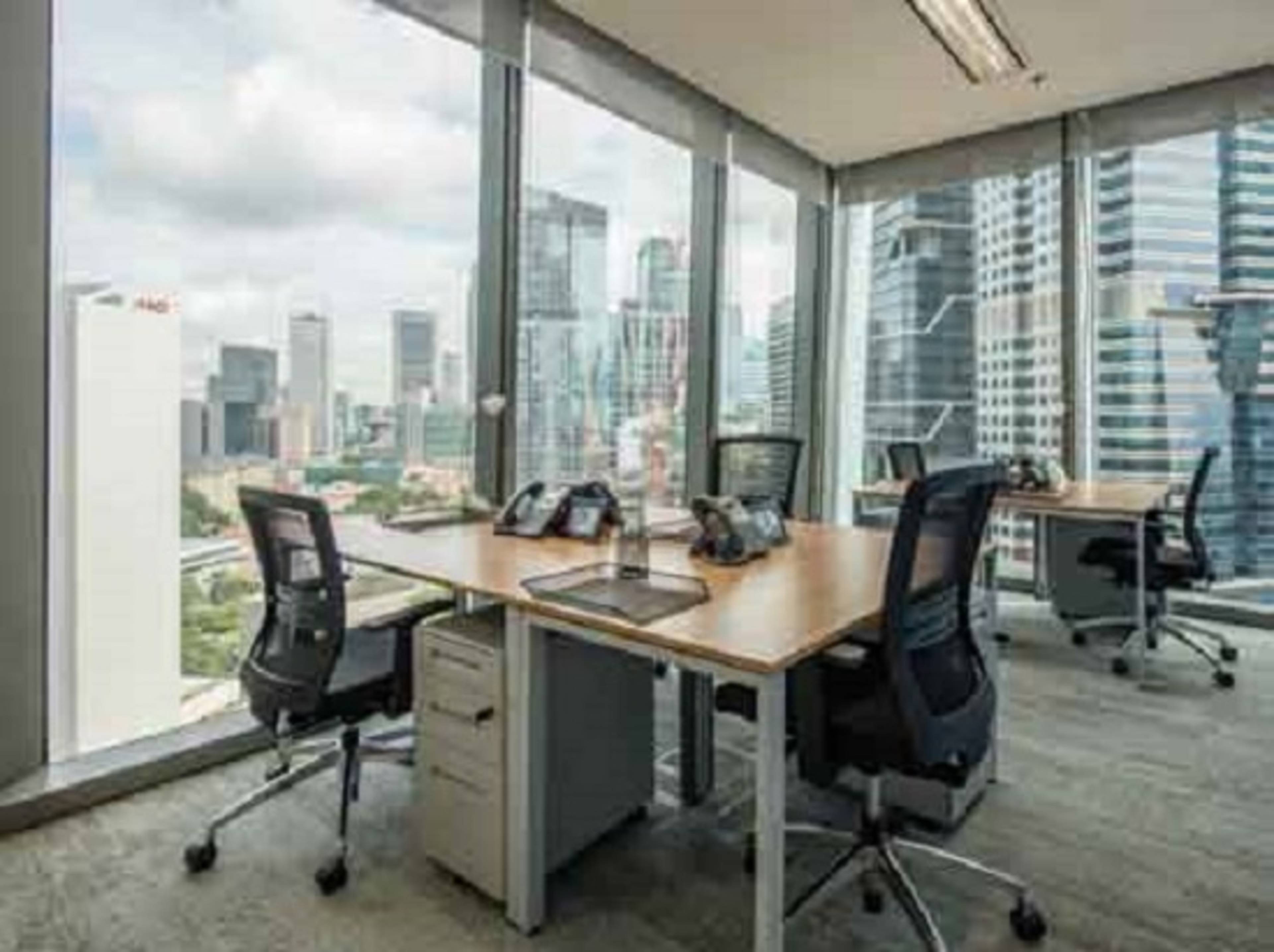 Regus-Guoco Tower, 1 Wallich Street | JLL Properties - SG