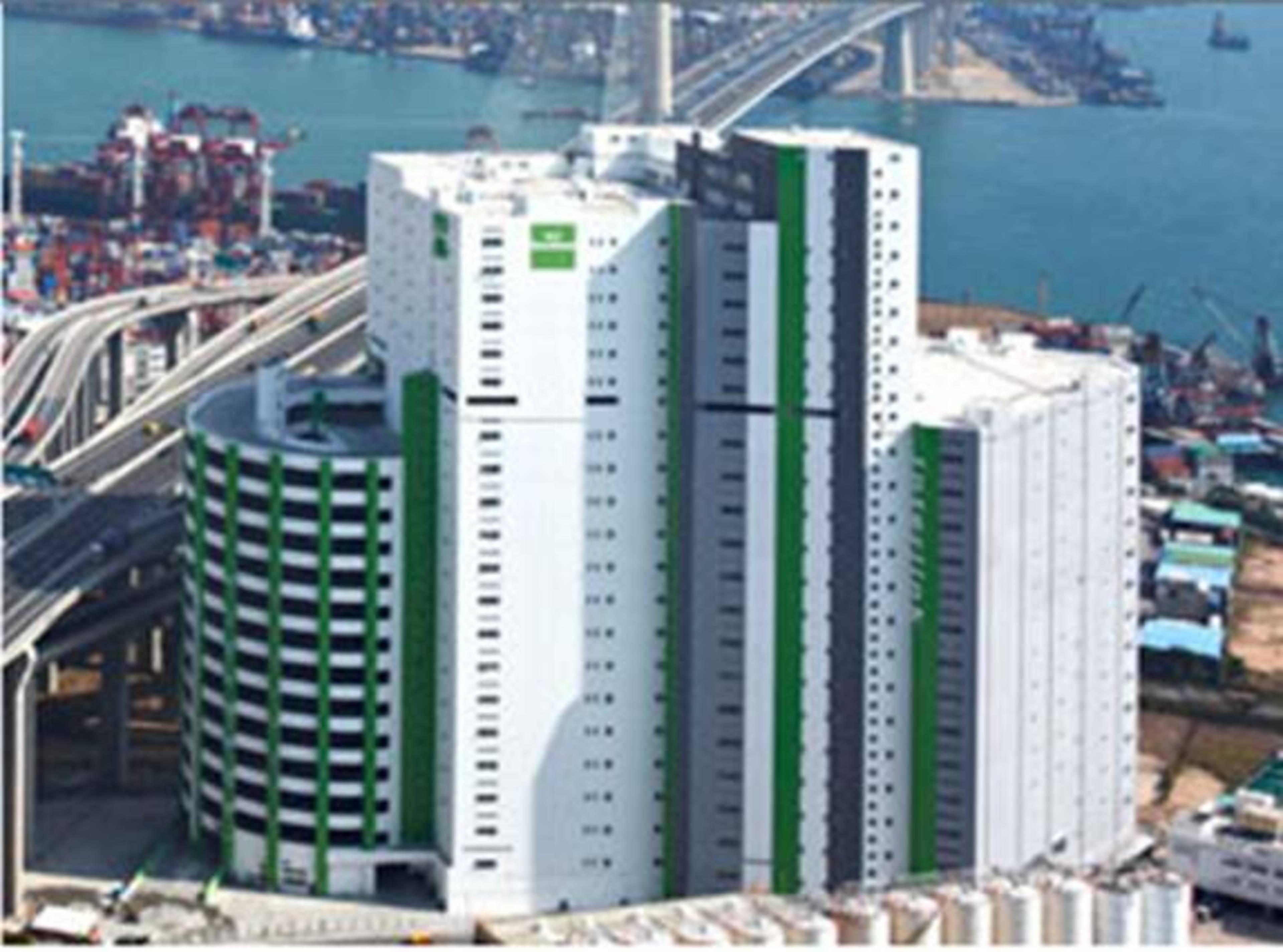 Goodman Interlink, 39 Tsing Yi Road | industrial for Rent in Hong Kong ...