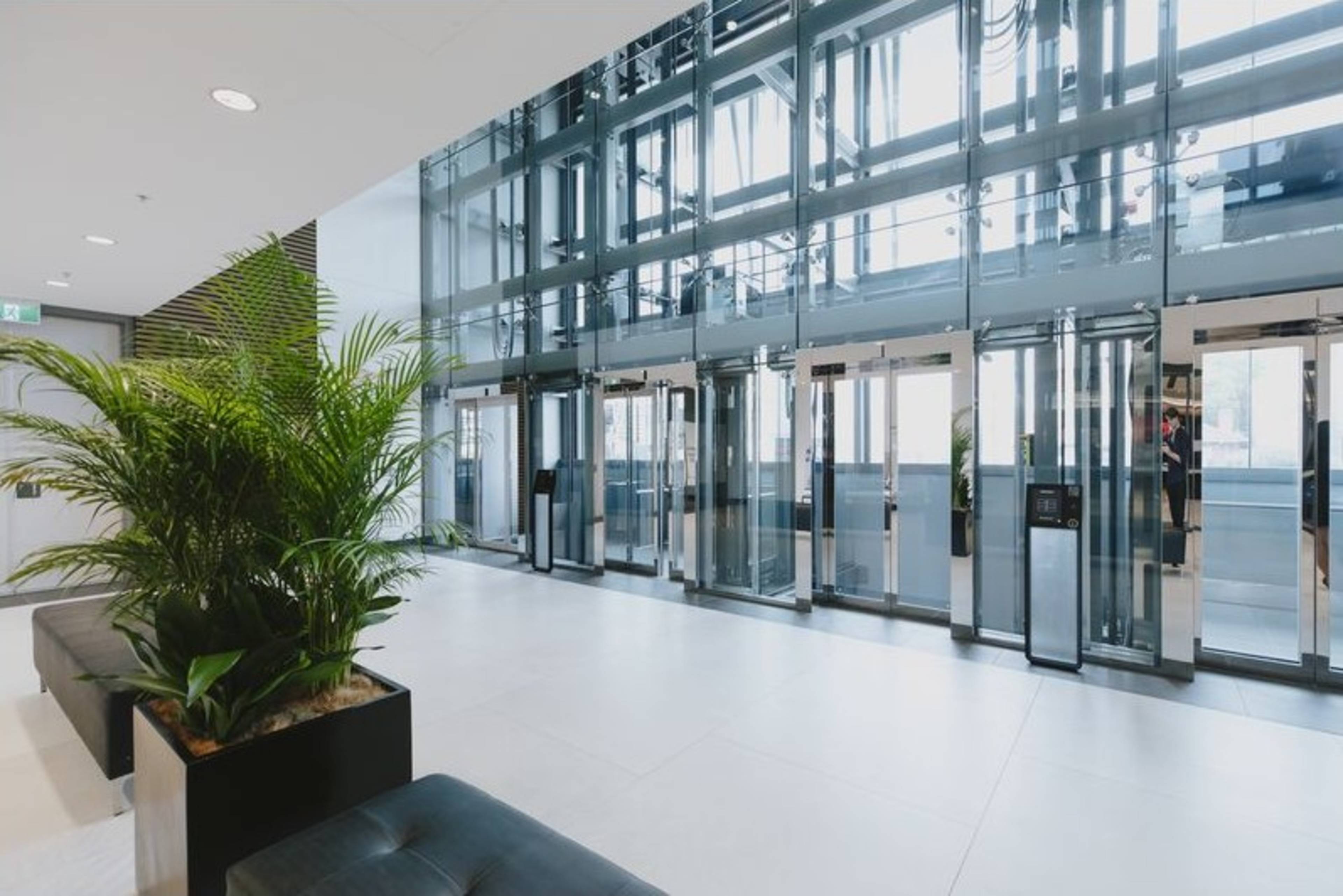 Flinders Centre, 25 Restwell Street | JLL Properties - AU