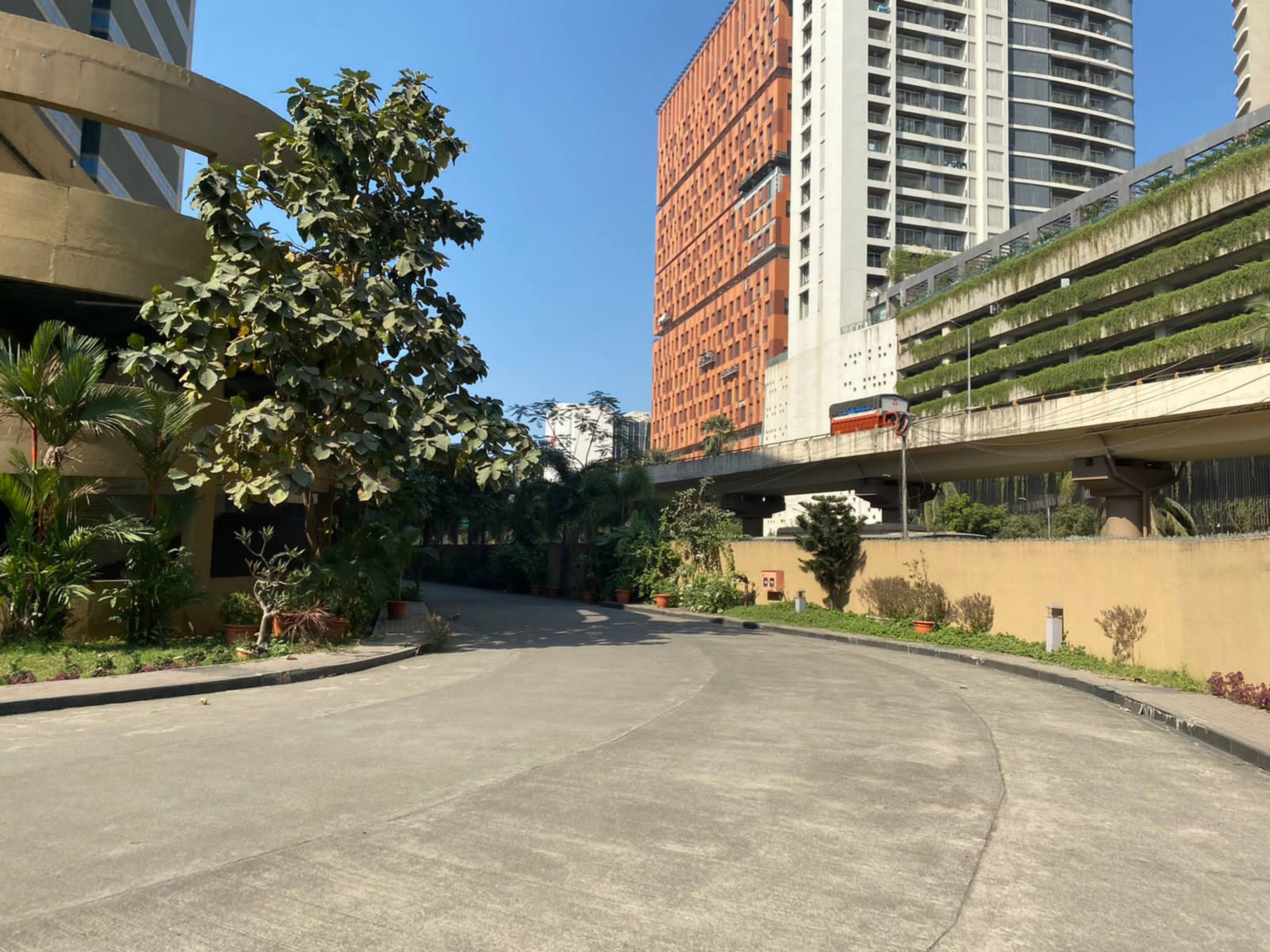 Nesco Tower 3, NESCO Complex, Western Express Highway | JLL Properties - IN