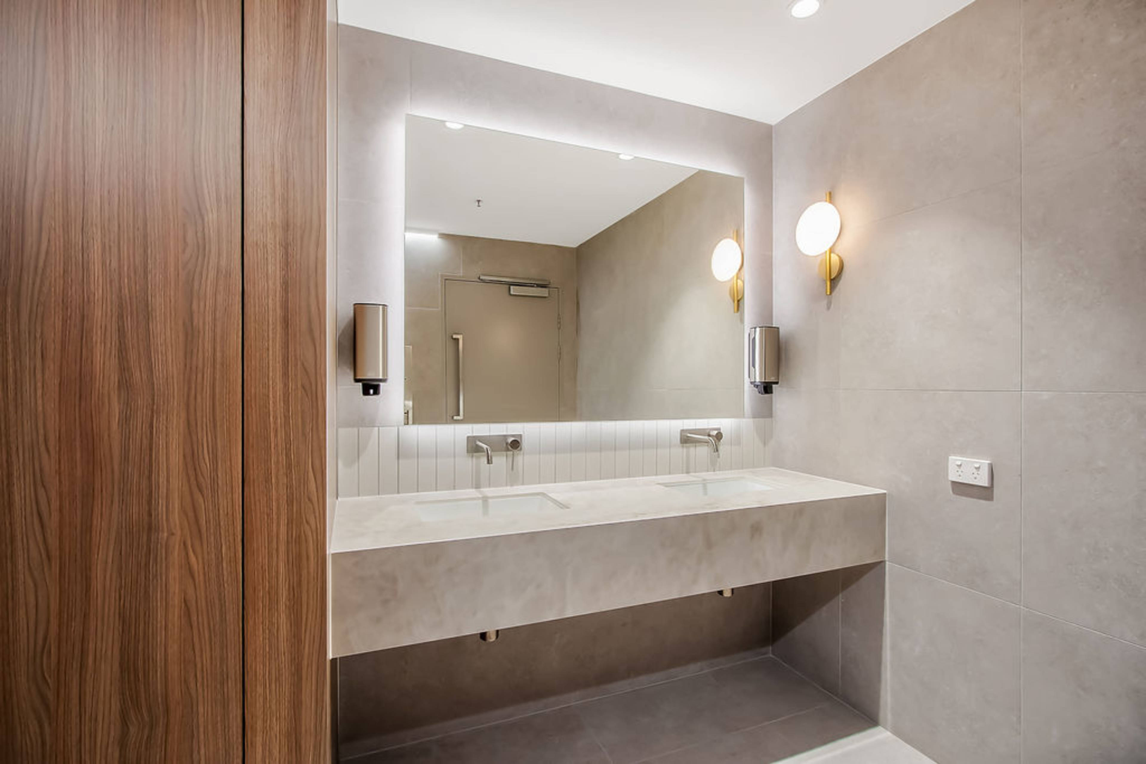 15 Green Square Close | JLL Properties - AU