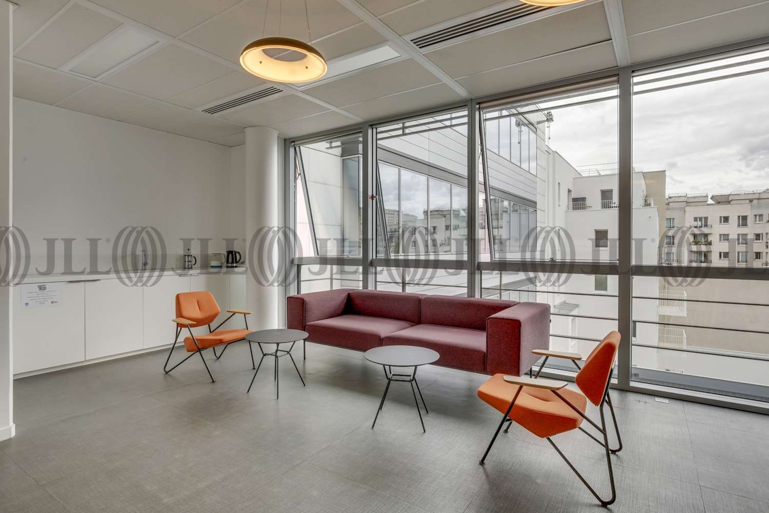 bureaux à louer - GREENWALK 92150 Ile-de-France SURESNES (72575) | JLL ...