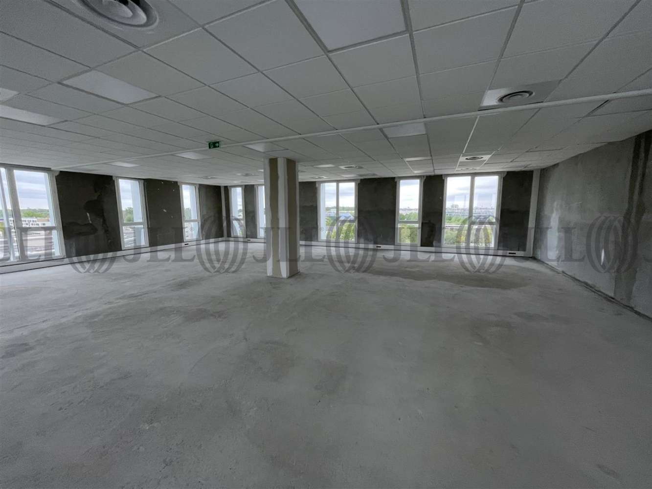 bureaux à louer, à vendre - TREED IT 77420 Ile-de-France CHAMPS SUR ...