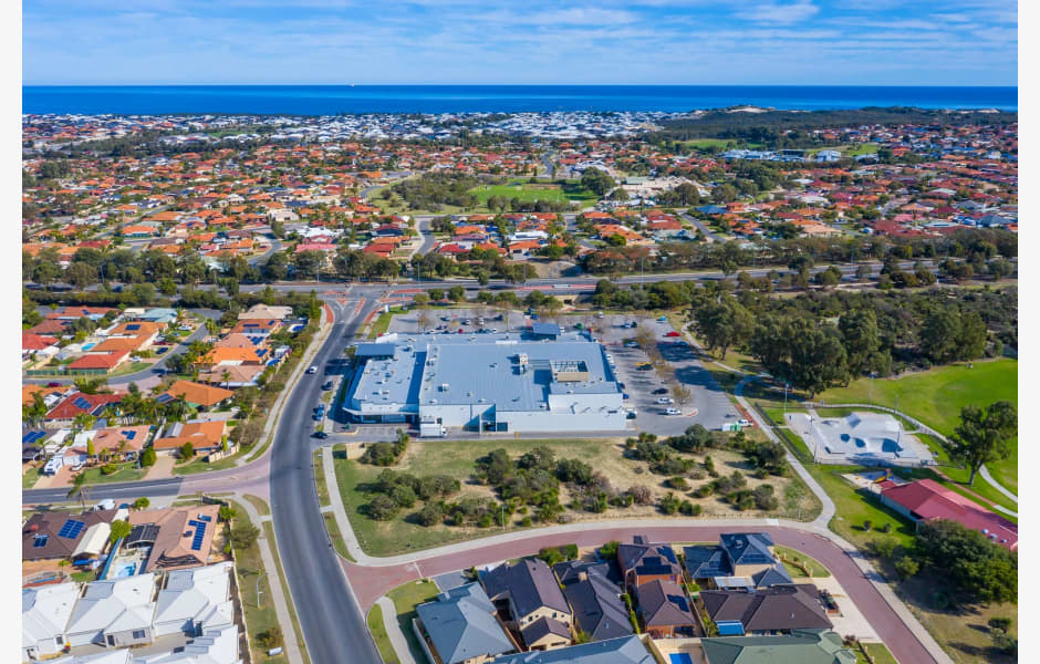 Kinross Central Shopping Centre | 1 Selkirk Drive, | Kinross properties ...