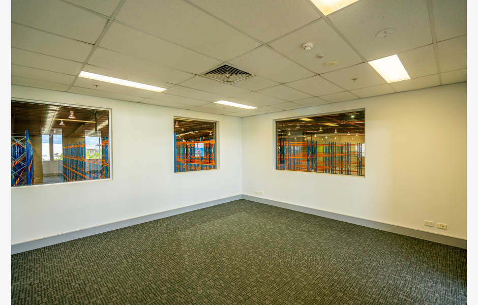 32 Commerce Place | 32 Commerce Place, | Larapinta properties | JLL ...