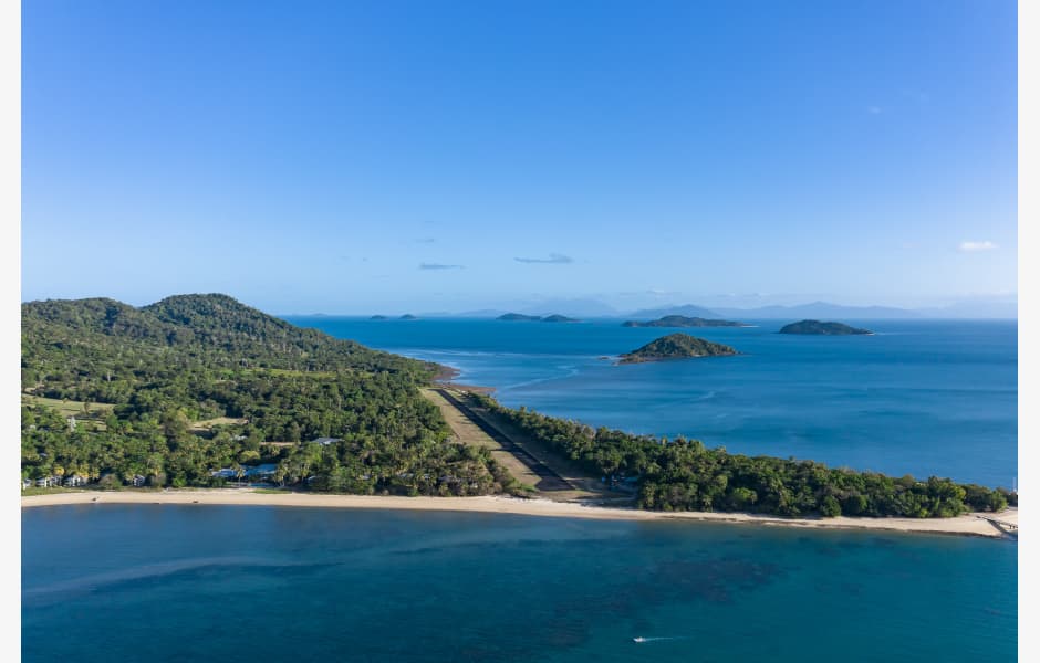 Dunk Island | Dunk Island | Great Barrier Reef Hotel/Leisure properties ...