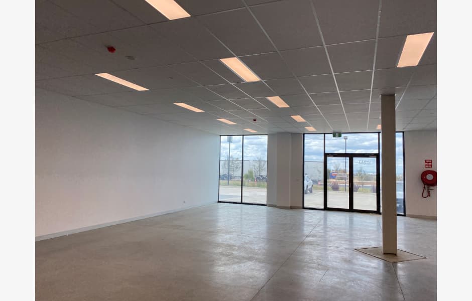 5/2 Infinity Drive | 5/2 Infinity Drive, | Truganina properties | JLL ...