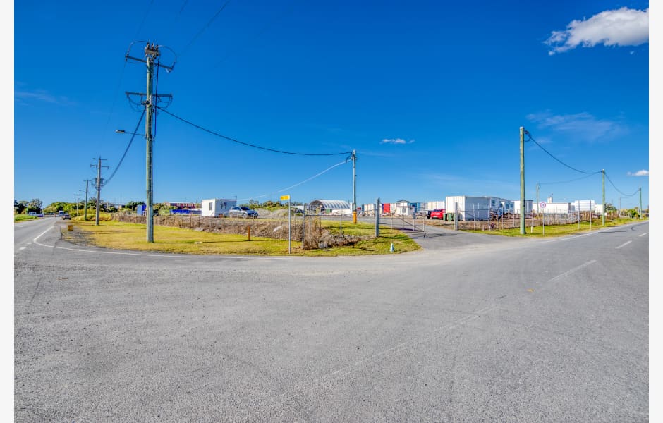 167 Main Beach Road | 167 Main Beach Road, | Pinkenba properties | JLL ...