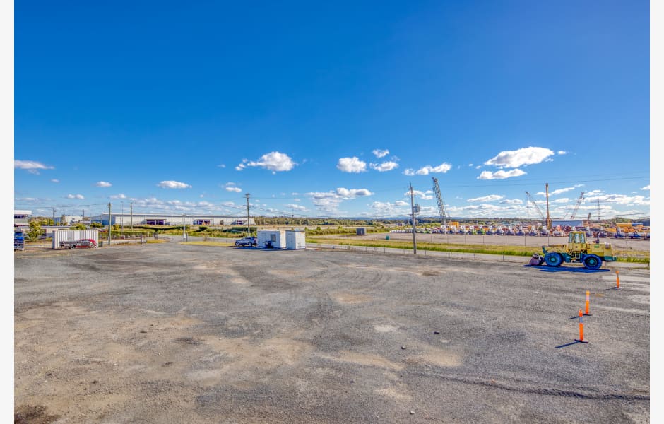 167 Main Beach Road | 167 Main Beach Road, | Pinkenba properties | JLL ...