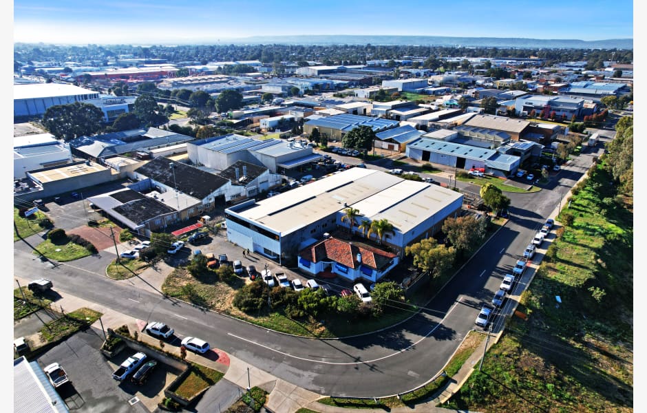 70 Cleaver Terrace | 70 Cleaver Terrace, | Belmont properties | JLL ...