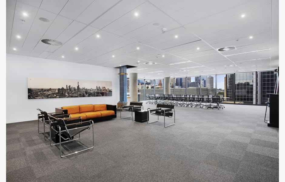 2 Riverside Quay | 2 Riverside Quay, | Southbank properties | JLL ...