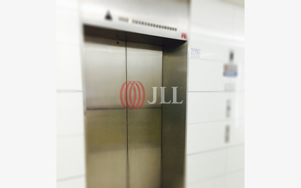 Easey Commercial Building | 253-261 Hennessy Road, | Hong Kong Office ...