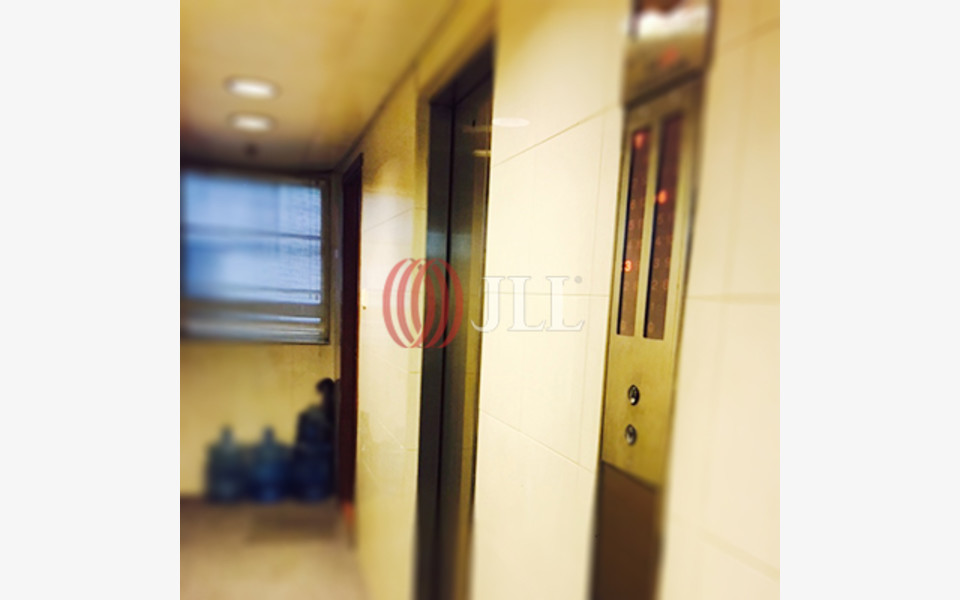 Aie Building | 33 Connaught Road Central, | Hong Kong Office/Commercial properties | JLL ...