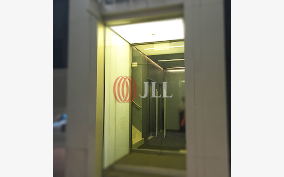 Tai Sang Bank Building | 130-132 Des Voeux Road Central, | Hong Kong ...