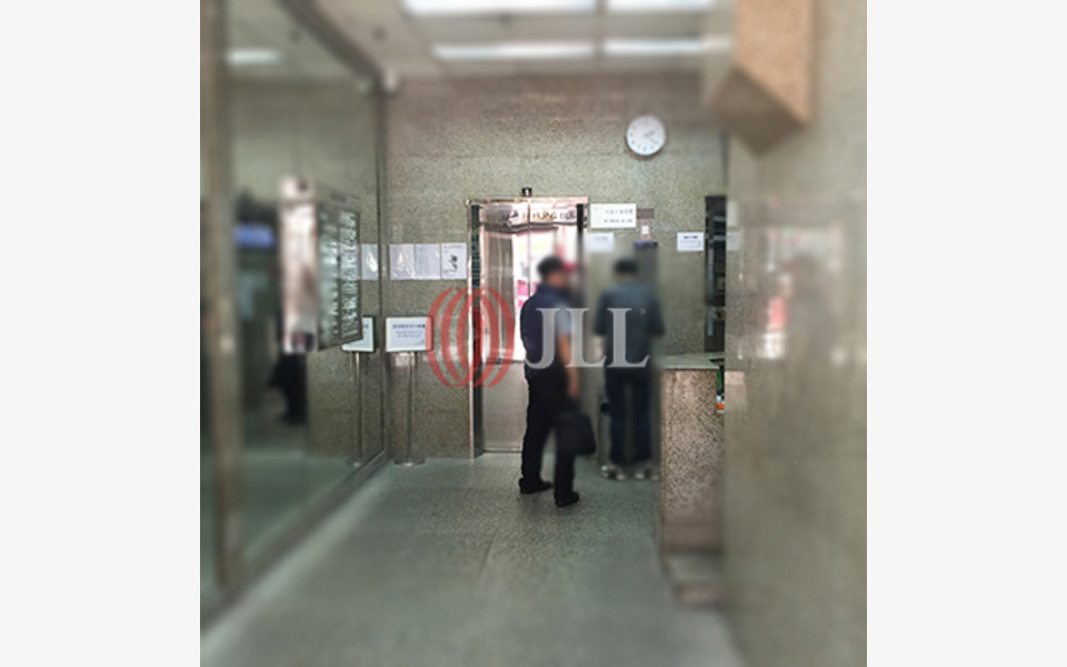Yip Fung Building | 2-18 D'Aguilar Street, | Hong Kong Office ...