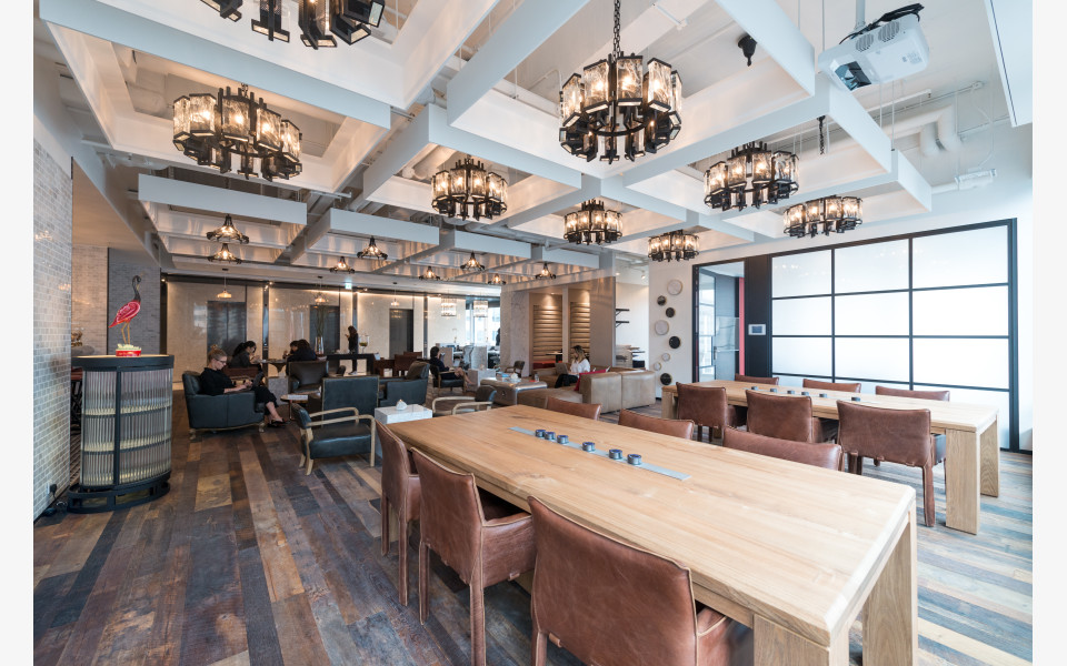 The Executive Centre - Two Chinachem Central | Level 5-19, Two ...