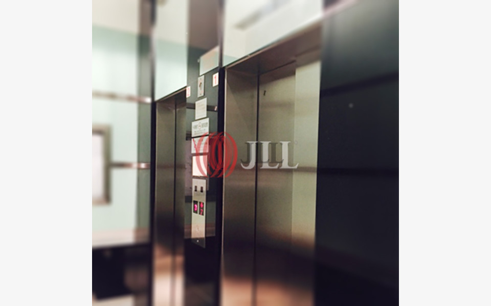 Man Cheung Building | 15-17 Wyndham Street, | Hong Kong Office ...
