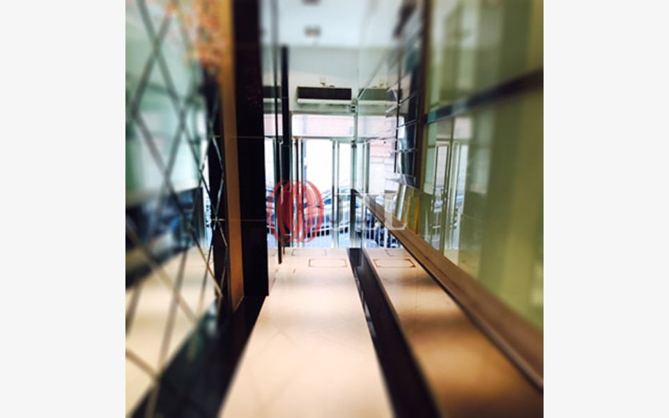 Man Cheung Building | 15-17 Wyndham Street, | Hong Kong Office ...