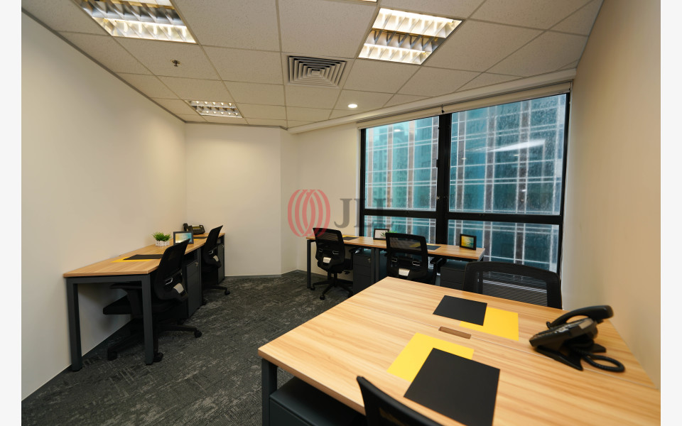 Available Unit Hkg se a 566 In Compass Offices West Exchange Tower available-unit-hkg-se-a-566-in-compass-offices-west-exchange-tower