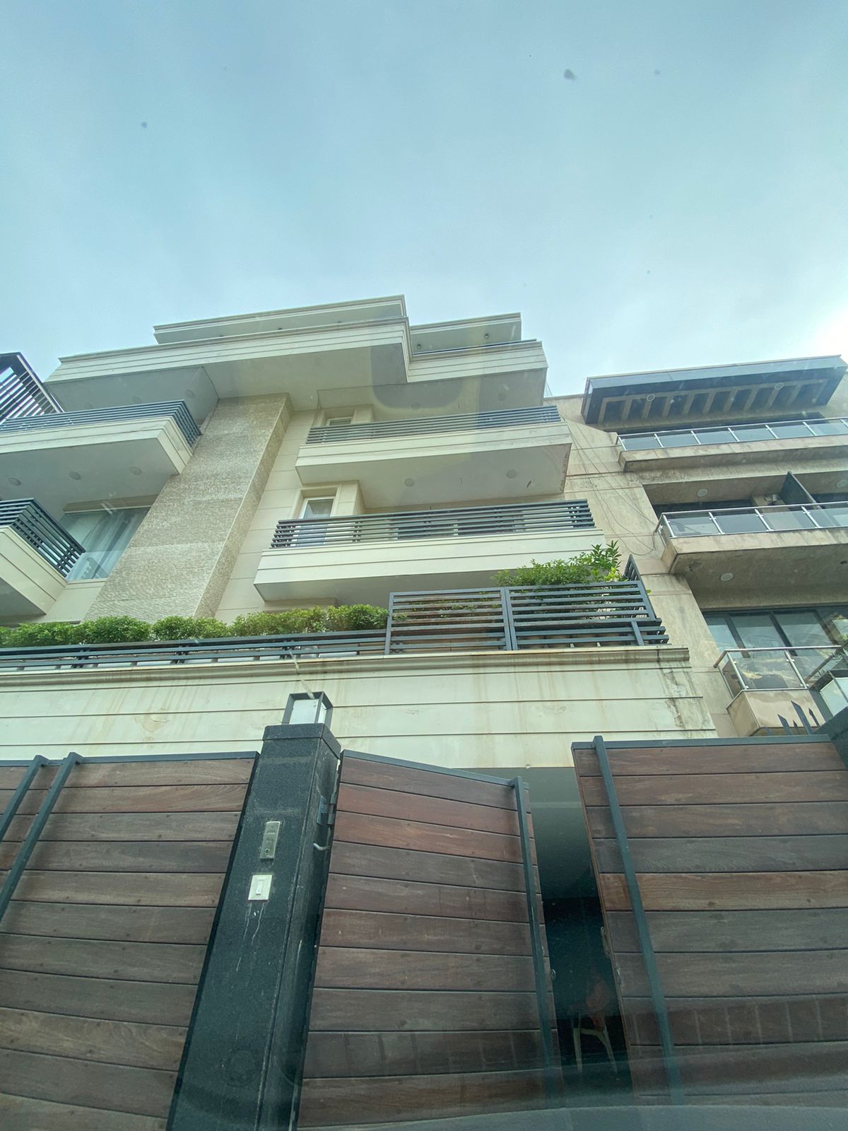 Builder Floor-Block S (FF)-GK1 | S Block, | Delhi Builder Floor ...