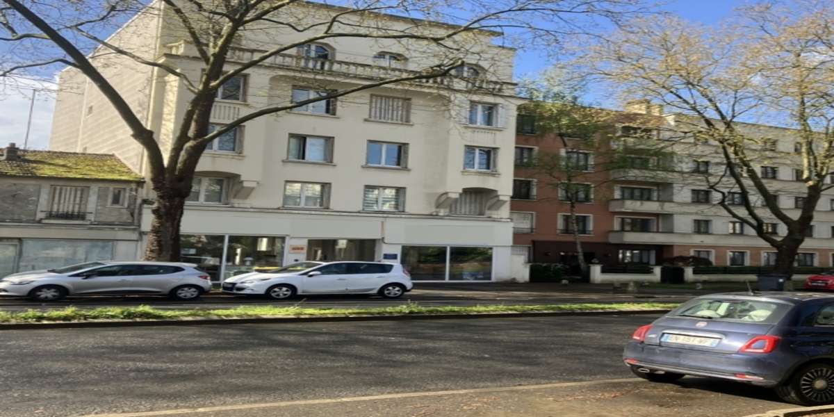 activités/entrepôt à louer, à vendre - 78110 Ile-de-France LE VESINET ...